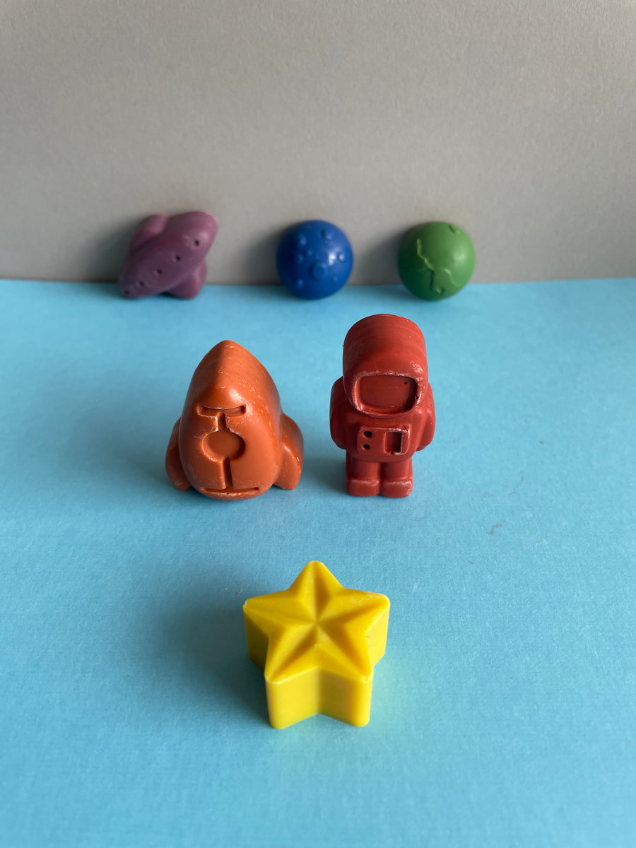 Space Crayons – Funning Up My Crayons